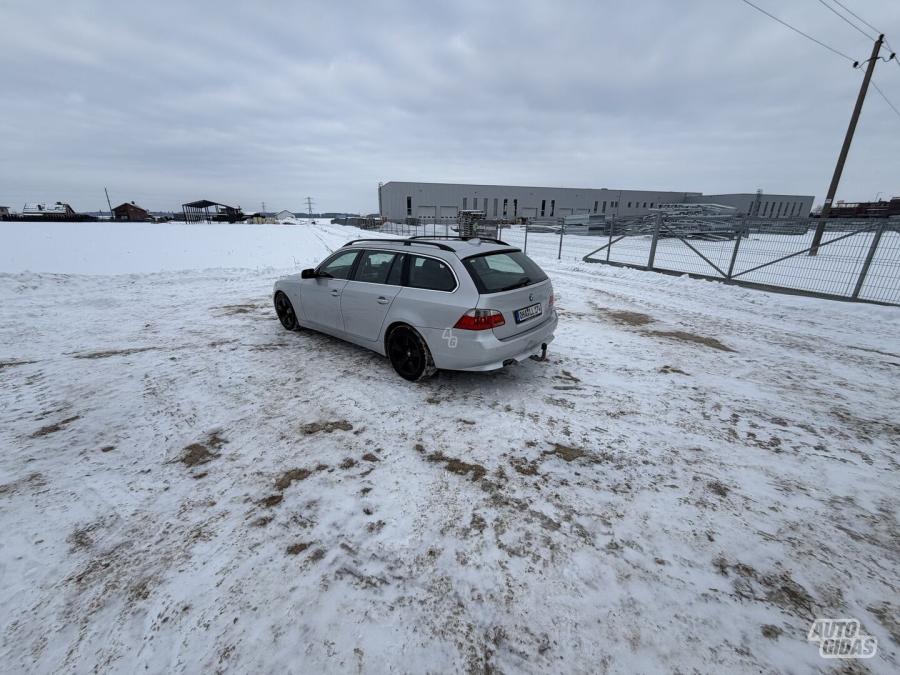 Grey BMW 525 2006 in Kaunas, with an engine capacity of 2.50 L and mileage of 260 thousand km for 3200 €, photo 18 on AUTOMOTO.COM.LV