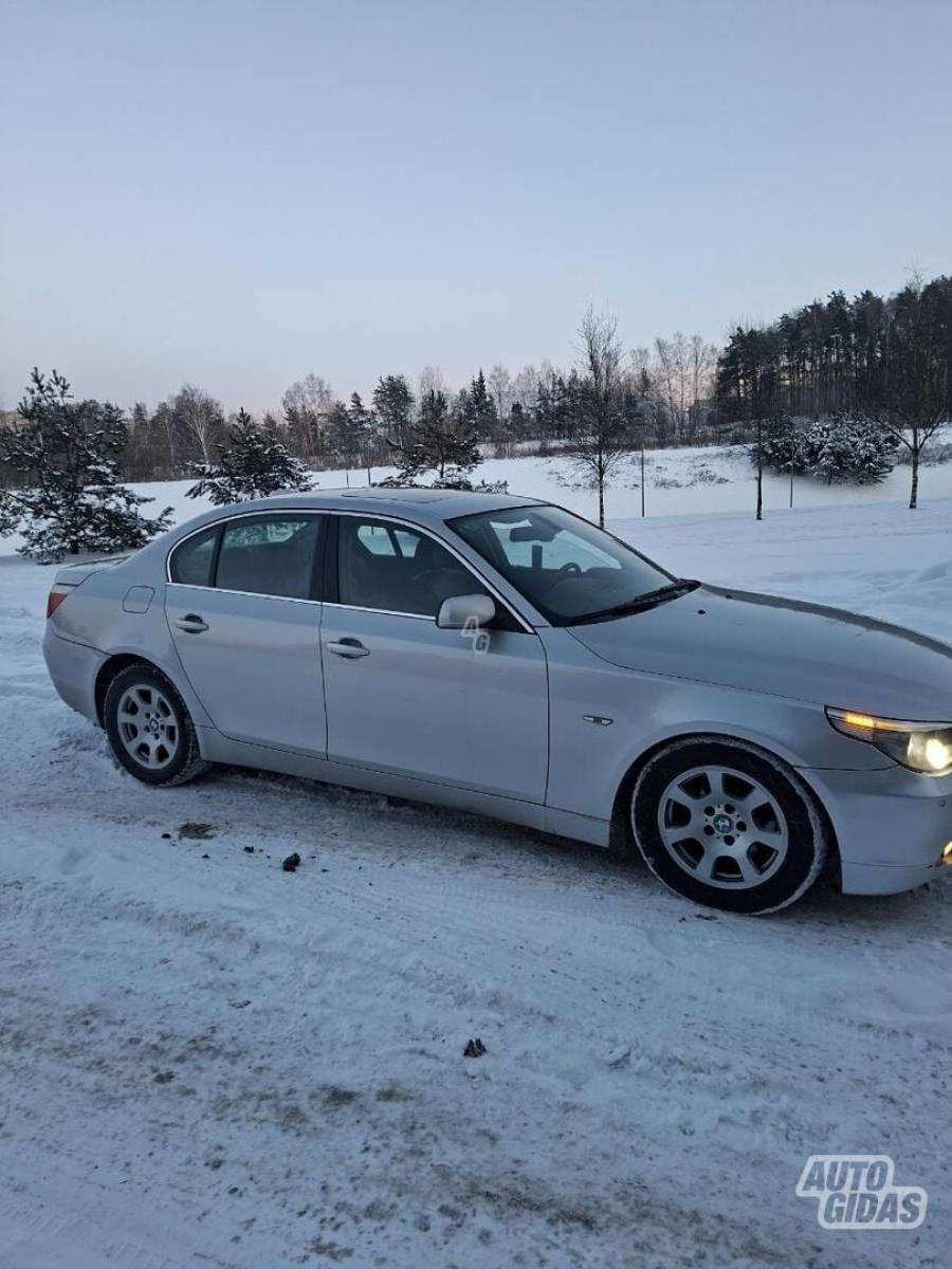 Pelēks BMW 525 2006 Viļņa, ar dzinēja tilpumu 2.50 L un nobraukumu 355 tūkst. km par 3200 €, foto 2 vietnē AUTOMOTO.COM.LV
