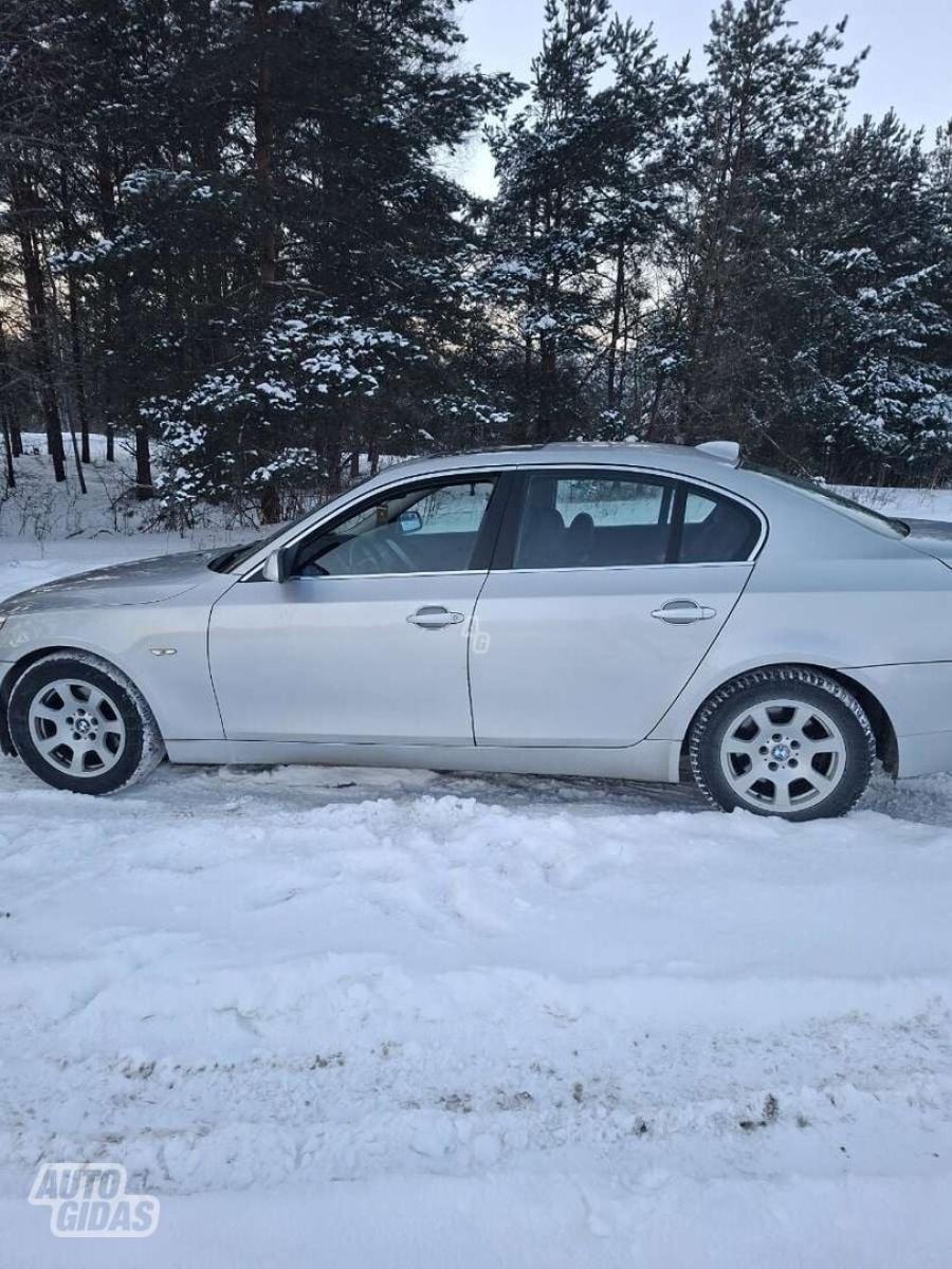 Pelēks BMW 525 2006 Viļņa, ar dzinēja tilpumu 2.50 L un nobraukumu 355 tūkst. km par 3200 €, foto 4 vietnē AUTOMOTO.COM.LV