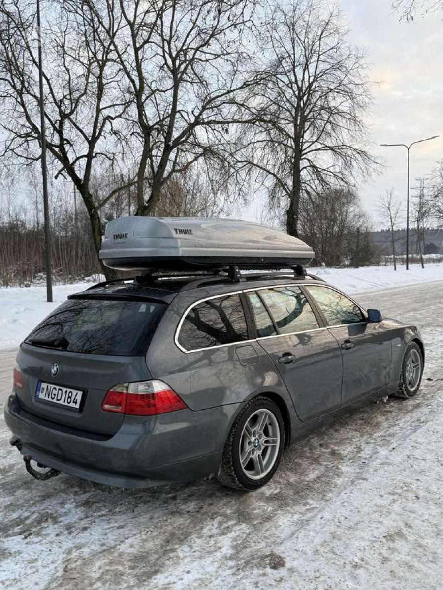 Pelēks BMW 525 2006 Kauņa, ar dzinēja tilpumu 2.50 L un nobraukumu 206 tūkst. km par 2950 €, foto 5 vietnē AUTOMOTO.COM.LV