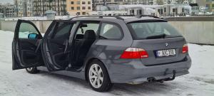 Grey BMW 525 2006 in Vilnius, with an engine capacity of 2.50 L and mileage of 242 thousand km for 3500 €, photo 18 on AUTOMOTO.COM.LV