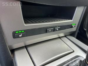 Pelēks BMW 525 2006 Rīga, ar dzinēja tilpumu 2.50 L un nobraukumu 380 tūkst. km par 3550 €, foto 9 vietnē AUTOMOTO.COM.LV