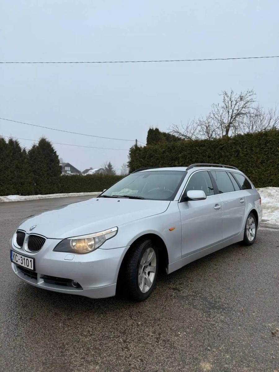 Pelēks BMW 525 2006 Rīga, ar dzinēja tilpumu 2.50 L un nobraukumu 324 tūkst. km par 3100 €, foto 1 vietnē AUTOMOTO.COM.LV