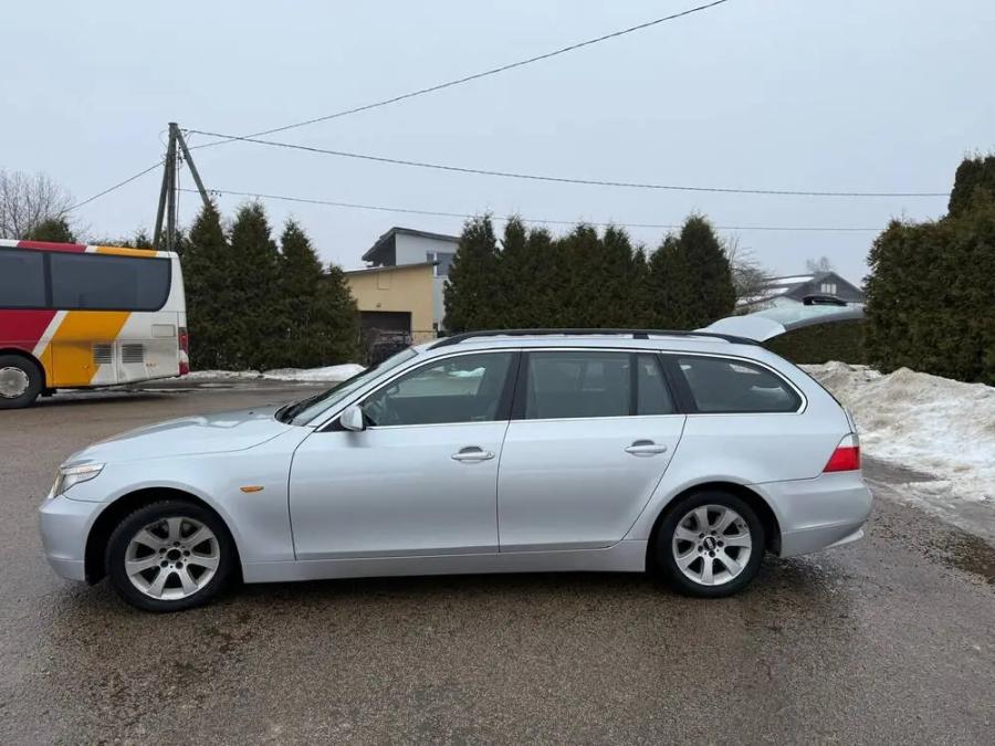 Pelēks BMW 525 2006 Rīga, ar dzinēja tilpumu 2.50 L un nobraukumu 324 tūkst. km par 3100 €, foto 4 vietnē AUTOMOTO.COM.LV
