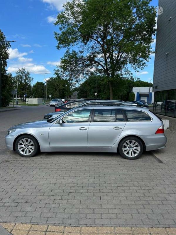 Grey BMW 525 2006 in Kaunas, with an engine capacity of 2.50 L and mileage of 330 thousand km for 1700 €, photo 3 on AUTOMOTO.COM.LV