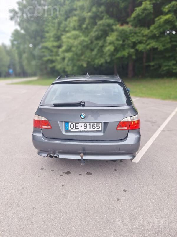 Pelēks BMW 525 2006 Alūksne, ar dzinēja tilpumu 2.50 L un nobraukumu 468 tūkst. km par 2500 €, foto 5 vietnē AUTOMOTO.COM.LV