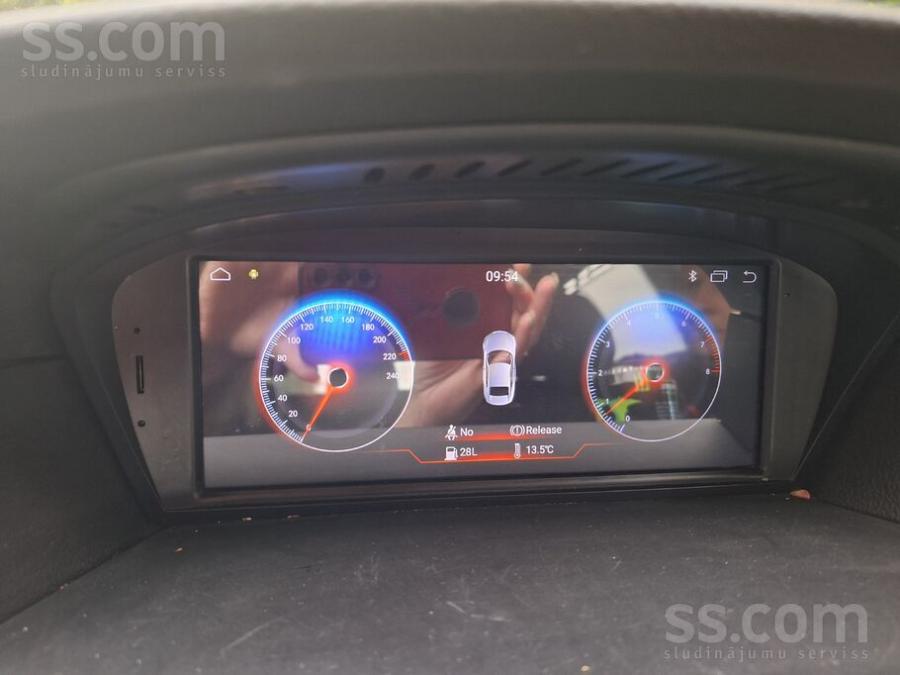 Pelēks BMW 525 2006 Alūksne, ar dzinēja tilpumu 2.50 L un nobraukumu 468 tūkst. km par 2500 €, foto 18 vietnē AUTOMOTO.COM.LV