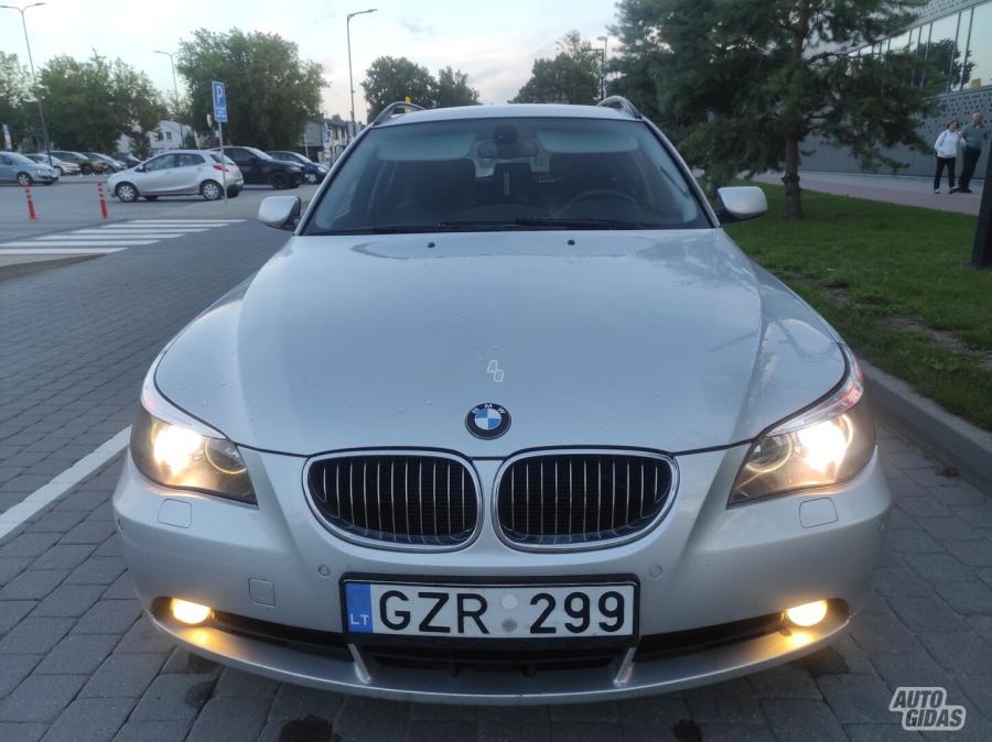 Pelēks BMW 525 2006 Kretinga, ar dzinēja tilpumu 2.50 L un nobraukumu 339 tūkst. km par 2450 €, foto 3 vietnē AUTOMOTO.COM.LV