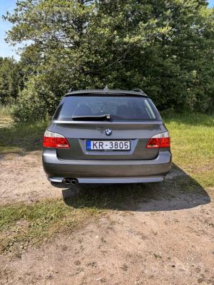 Pelēks BMW 525 2006 Jelgava, ar dzinēja tilpumu 2.50 L un nobraukumu 319 tūkst. km par 3300 €, foto 5 vietnē AUTOMOTO.COM.LV
