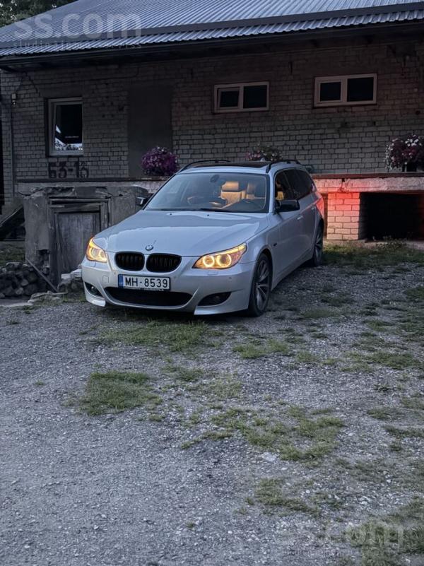 Pelēks BMW 525 2006 Daugavpils, ar dzinēja tilpumu 2.50 L un nobraukumu 403 tūkst. km par 3850 €, foto 1 vietnē AUTOMOTO.COM.LV