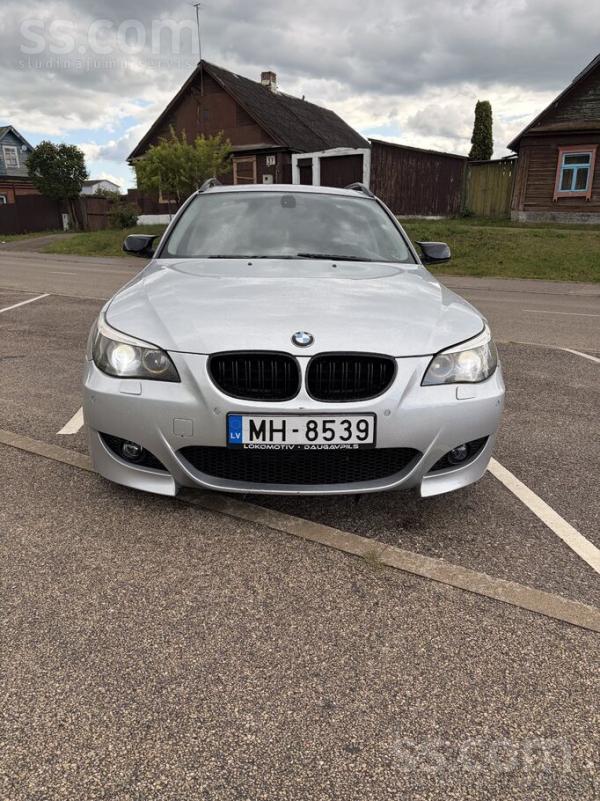 Pelēks BMW 525 2006 Daugavpils, ar dzinēja tilpumu 2.50 L un nobraukumu 403 tūkst. km par 3850 €, foto 4 vietnē AUTOMOTO.COM.LV