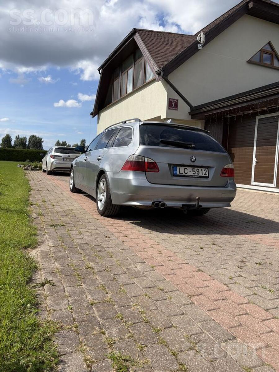 Pelēks BMW 525 2006 Rīga, ar dzinēja tilpumu 2.50 L un nobraukumu 408 tūkst. km par 3000 €, foto 12 vietnē AUTOMOTO.COM.LV