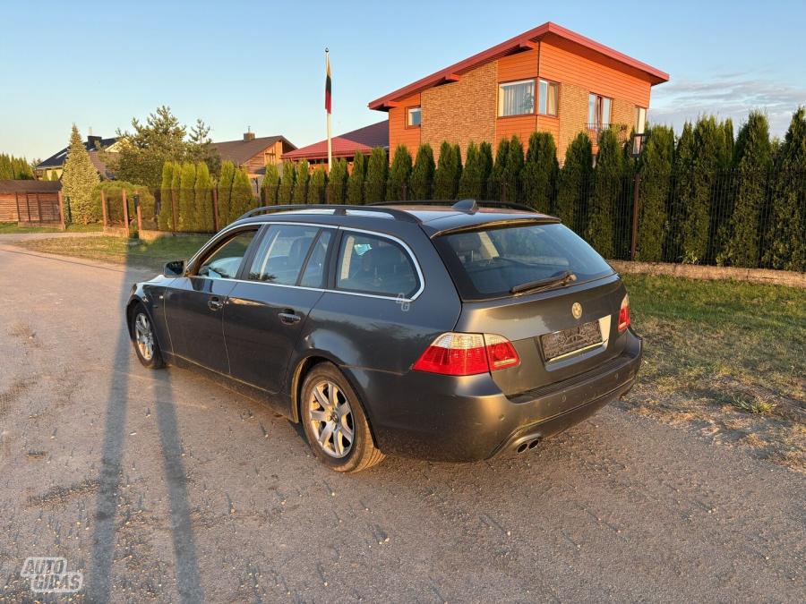 Grey BMW 525 2006 in Kaunas, with an engine capacity of 2.50 L and mileage of 355 thousand km for 1750 €, photo 6 on AUTOMOTO.COM.LV