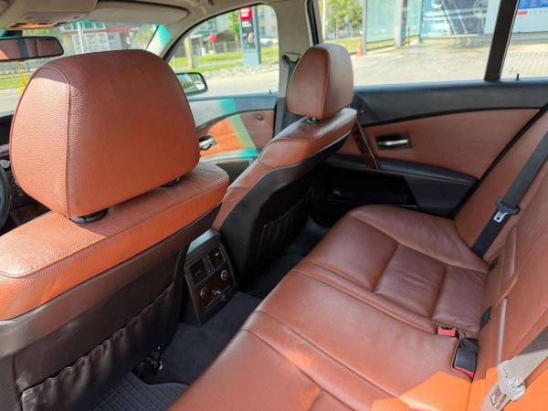 Pelēks BMW 525 2006 Viļņa, ar dzinēja tilpumu 2.50 L un nobraukumu 250 tūkst. km par 2700 €, foto 8 vietnē AUTOMOTO.COM.LV