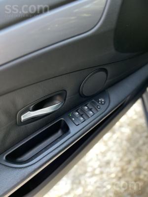 Серый БМВ 525 2007 в Елгава, объемом двигателя 3.00 л и пробегом 288 тыс. км за 4490 €, фото 9 на AUTOMOTO.COM.LV