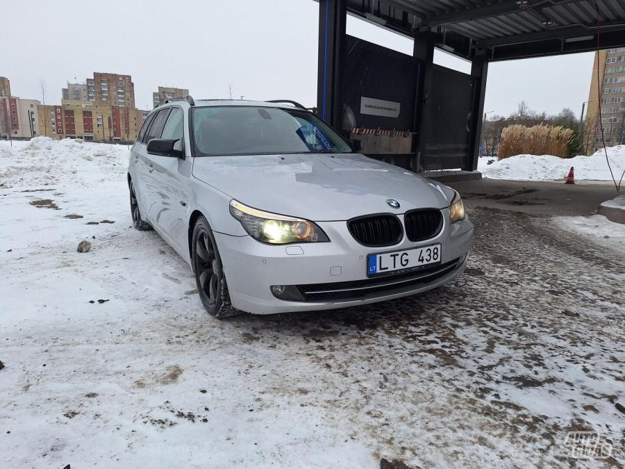 Grey BMW 525 2007 in Kaunas, with an engine capacity of 2.50 L and mileage of 453 thousand km for 3450 €, photo 1 on AUTOMOTO.COM.LV