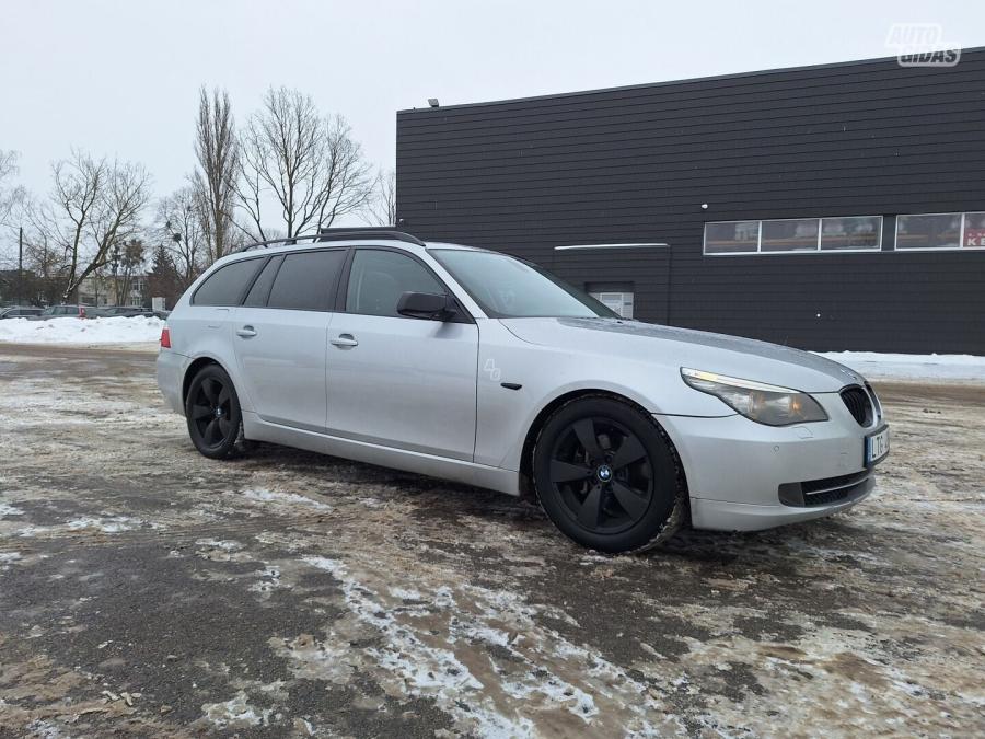 Grey BMW 525 2007 in Kaunas, with an engine capacity of 2.50 L and mileage of 453 thousand km for 3450 €, photo 4 on AUTOMOTO.COM.LV