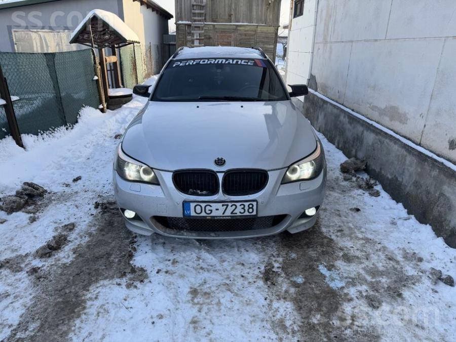 Grey BMW 525 2007 in Daugavpils, with an engine capacity of 3.00 L and mileage of 284 thousand km for 5000 €, photo 9 on AUTOMOTO.COM.LV