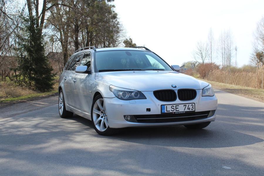 Pelēks BMW 525 2007 Kauņa, ar dzinēja tilpumu 3.00 L un nobraukumu 387 tūkst. km par 3099 €, foto 1 vietnē AUTOMOTO.COM.LV