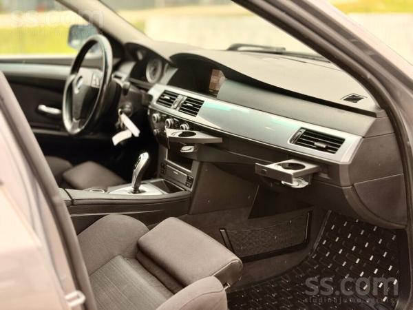 Pelēks BMW 525 2007 Ogre, ar dzinēja tilpumu 3.00 L un nobraukumu 355 tūkst. km par 4550 €, foto 6 vietnē AUTOMOTO.COM.LV