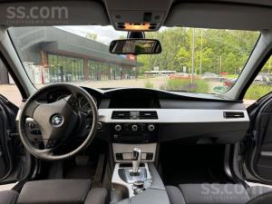 Pelēks BMW 525 2007 Rīga, ar dzinēja tilpumu 3.00 L un nobraukumu 310 tūkst. km par 3450 €, foto 10 vietnē AUTOMOTO.COM.LV