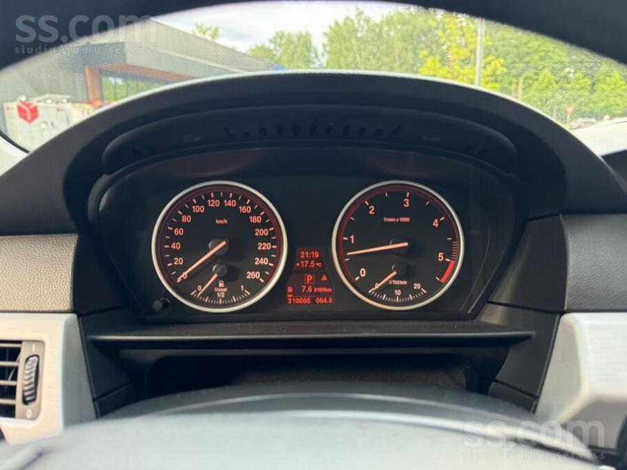 Pelēks BMW 525 2007 Rīga, ar dzinēja tilpumu 3.00 L un nobraukumu 310 tūkst. km par 3450 €, foto 16 vietnē AUTOMOTO.COM.LV