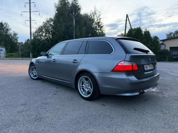 Pelēks BMW 525 2007 Rīga, ar dzinēja tilpumu 3.00 L un nobraukumu 300 tūkst. km par 4200 €, foto 3 vietnē AUTOMOTO.COM.LV