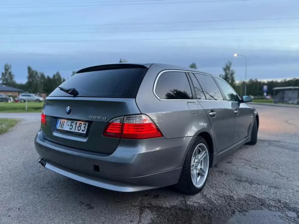 Pelēks BMW 525 2007 Rīga, ar dzinēja tilpumu 3.00 L un nobraukumu 300 tūkst. km par 4200 €, foto 4 vietnē AUTOMOTO.COM.LV