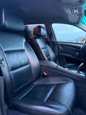 Grey BMW 525 2007 in Riga, with an engine capacity of 3.00 L and mileage of 300 thousand km for 4200 €, photo 11 on AUTOMOTO.COM.LV