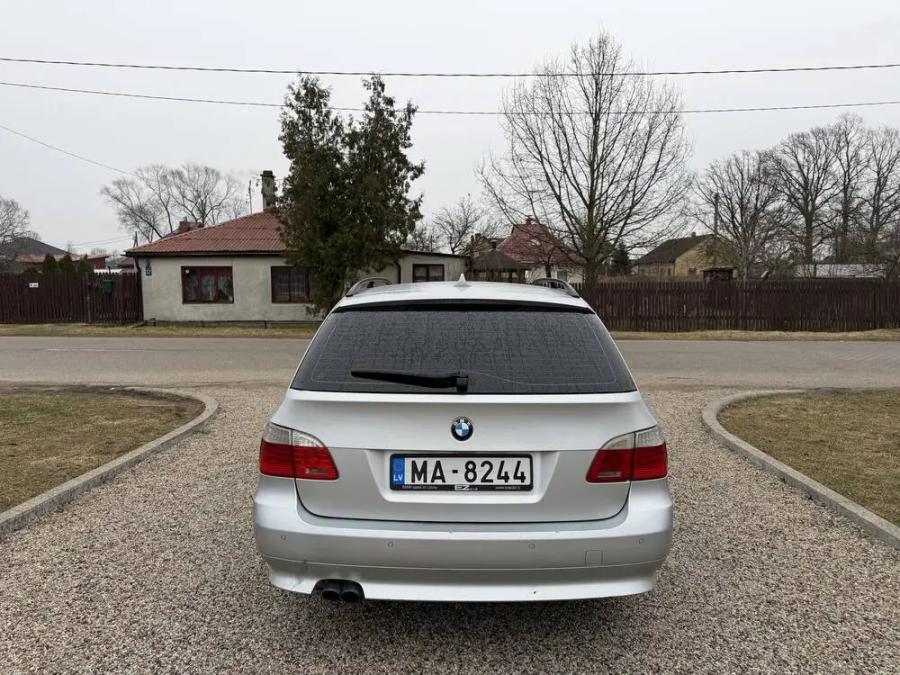 Pelēks BMW 525 2007 Ventspils, ar dzinēja tilpumu 3.00 L un nobraukumu 457 tūkst. km par 3200 €, foto 6 vietnē AUTOMOTO.COM.LV