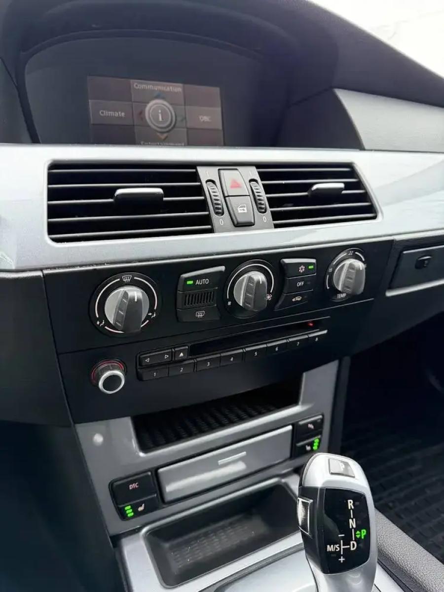 Pelēks BMW 525 2007 Ventspils, ar dzinēja tilpumu 3.00 L un nobraukumu 457 tūkst. km par 3200 €, foto 19 vietnē AUTOMOTO.COM.LV