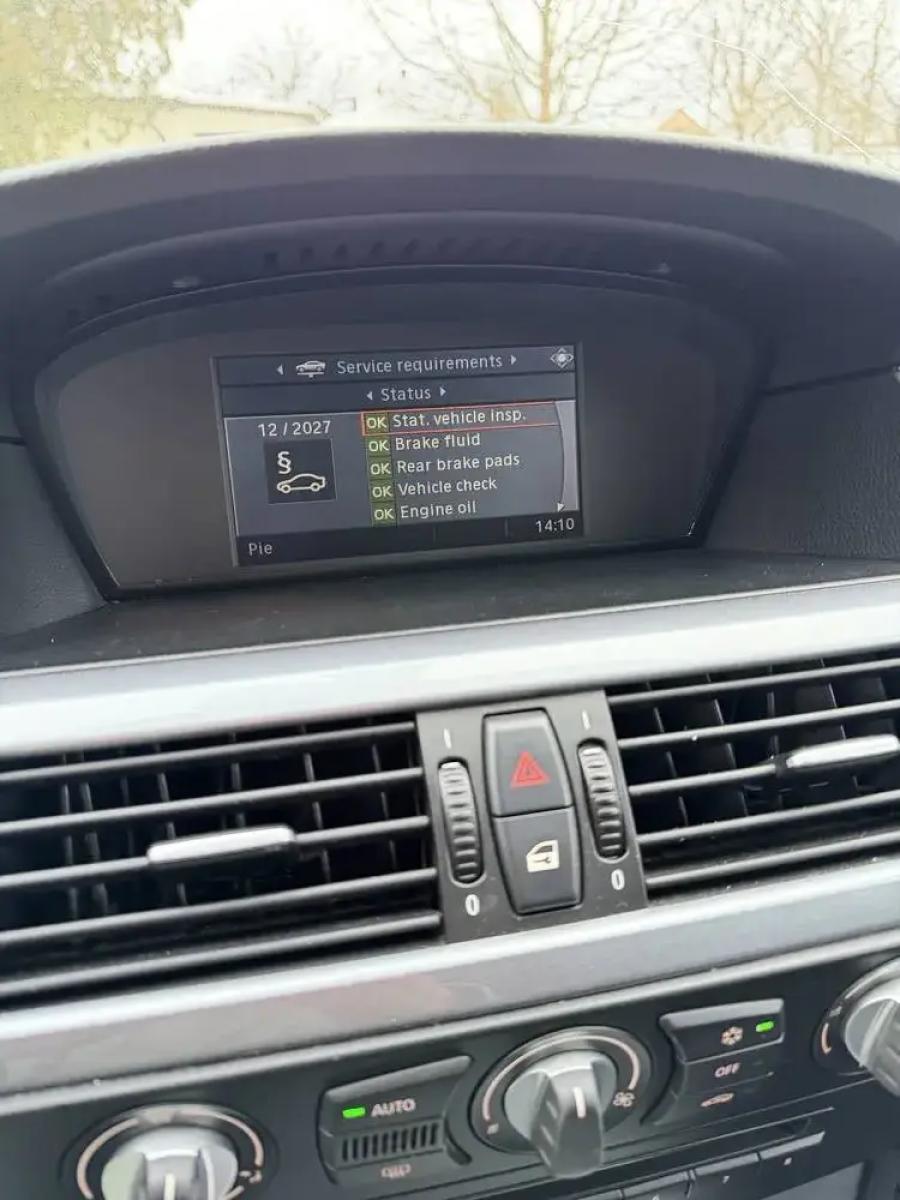 Pelēks BMW 525 2007 Ventspils, ar dzinēja tilpumu 3.00 L un nobraukumu 457 tūkst. km par 3200 €, foto 21 vietnē AUTOMOTO.COM.LV