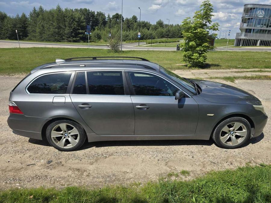 Grey BMW 525 2007 in Vilnius, with an engine capacity of 3.00 L and mileage of 356 thousand km for 3600 €, photo 4 on AUTOMOTO.COM.LV