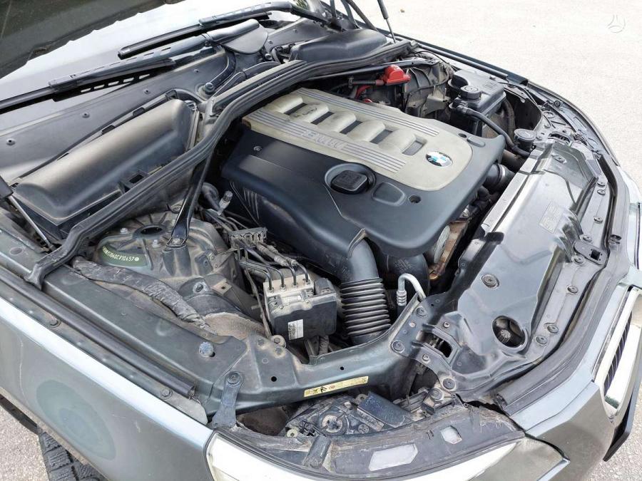 Grey BMW 525 2007 in Pasvalys, with an engine capacity of 2.50 L and mileage of 377 thousand km for 1700 €, photo 25 on AUTOMOTO.COM.LV