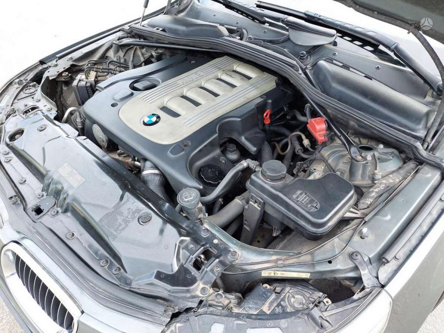 Grey BMW 525 2007 in Pasvalys, with an engine capacity of 2.50 L and mileage of 377 thousand km for 1700 €, photo 26 on AUTOMOTO.COM.LV