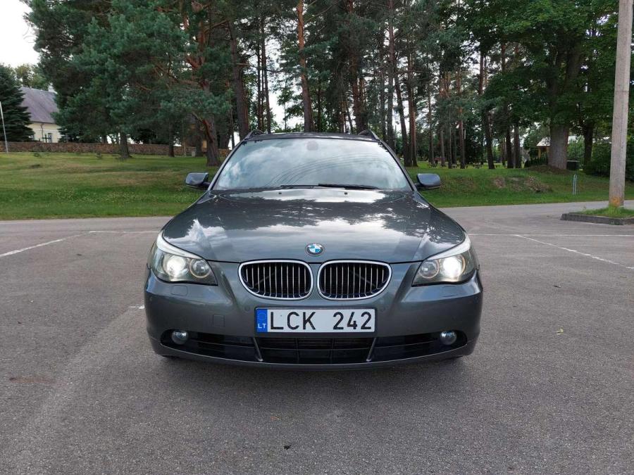Grey BMW 525 2007 in Pasvalys, with an engine capacity of 2.50 L and mileage of 377 thousand km for 1700 €, photo 30 on AUTOMOTO.COM.LV