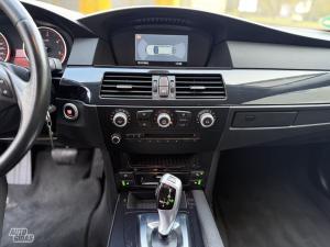 Pelēks BMW 525 2007 Viļņa, ar dzinēja tilpumu 3.00 L un nobraukumu 316 tūkst. km par 3600 €, foto 17 vietnē AUTOMOTO.COM.LV