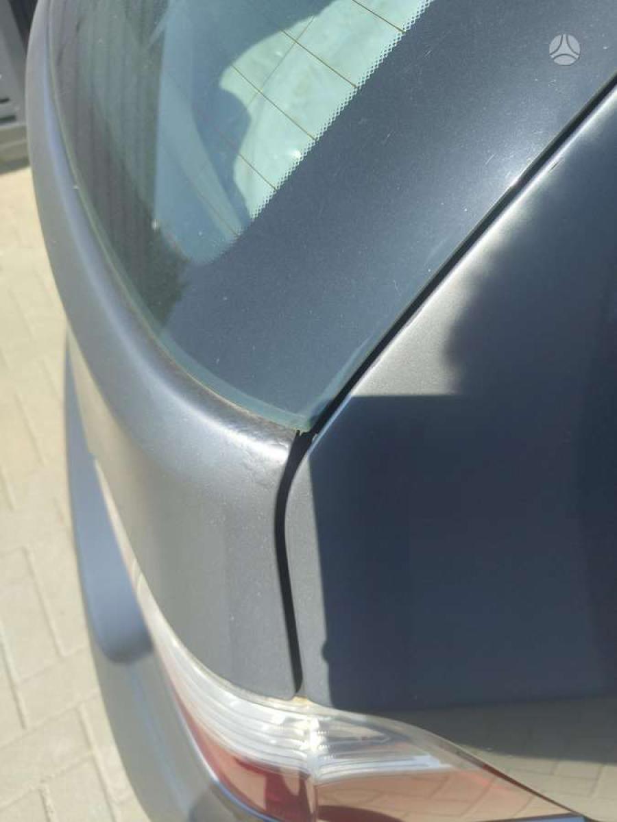 Grey BMW 525 2007 in Vilnius, with an engine capacity of 2.50 L and mileage of 325 thousand km for 4500 €, photo 8 on AUTOMOTO.COM.LV