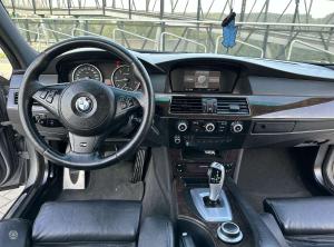 Grey BMW 525 2007 in Anyksciai, with an engine capacity of 2.99 L and mileage of 350 thousand km for 4500 €, photo 14 on AUTOMOTO.COM.LV