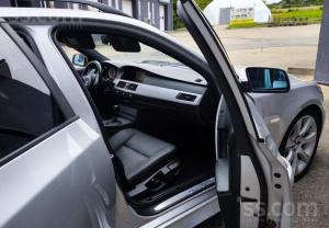 Pelēks BMW 525 2007 Dobele, ar dzinēja tilpumu 2.50 L un nobraukumu 416 tūkst. km par 4700 €, foto 10 vietnē AUTOMOTO.COM.LV