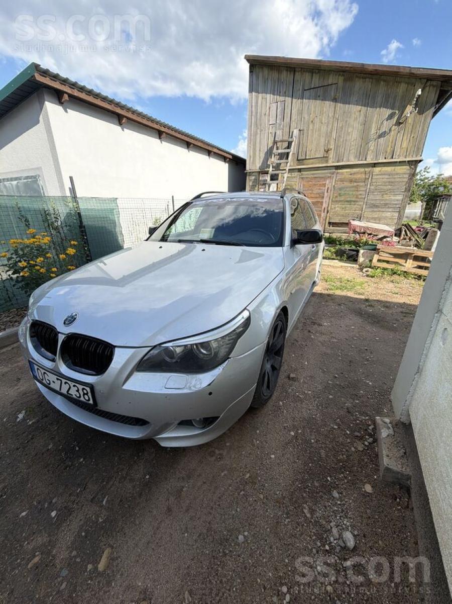 Pelēks BMW 525 2007 Daugavpils, ar dzinēja tilpumu 3.00 L un nobraukumu 290 tūkst. km par 4000 €, foto 1 vietnē AUTOMOTO.COM.LV