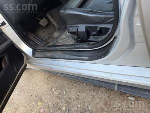 Pelēks BMW 525 2007 Daugavpils, ar dzinēja tilpumu 3.00 L un nobraukumu 290 tūkst. km par 4000 €, foto 7 vietnē AUTOMOTO.COM.LV