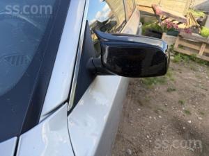 Pelēks BMW 525 2007 Daugavpils, ar dzinēja tilpumu 3.00 L un nobraukumu 290 tūkst. km par 4000 €, foto 16 vietnē AUTOMOTO.COM.LV
