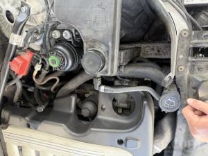 Pelēks BMW 525 2007 Daugavpils, ar dzinēja tilpumu 3.00 L un nobraukumu 290 tūkst. km par 4000 €, foto 17 vietnē AUTOMOTO.COM.LV