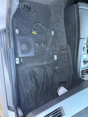 Pelēks BMW 525 2007 Daugavpils, ar dzinēja tilpumu 3.00 L un nobraukumu 290 tūkst. km par 4000 €, foto 27 vietnē AUTOMOTO.COM.LV