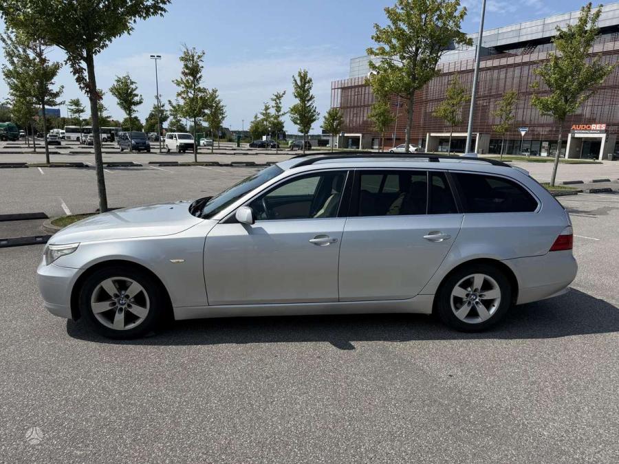 Pelēks BMW 525 2007 Klaipėda, ar dzinēja tilpumu 2.99 L un nobraukumu 285 tūkst. km par 3400 €, foto 3 vietnē AUTOMOTO.COM.LV