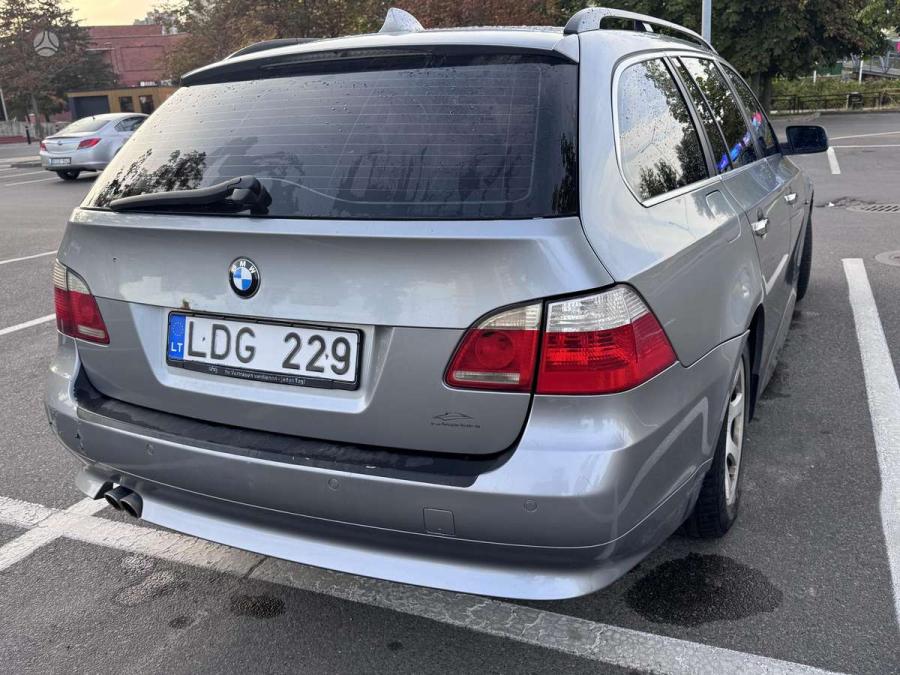 Pelēks BMW 525 2007 Viļņa, ar dzinēja tilpumu 2.50 L un nobraukumu 374 tūkst. km par 2350 €, foto 5 vietnē AUTOMOTO.COM.LV