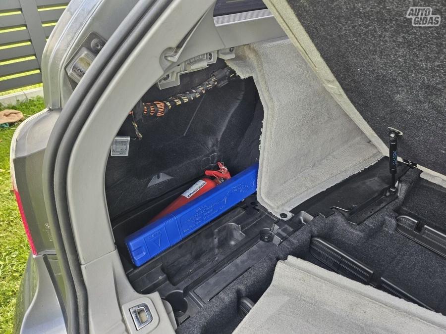 Grey BMW 525 2007 in Klaipeda, with an engine capacity of 2.50 L and mileage of 193 thousand km for 2999 €, photo 28 on AUTOMOTO.COM.LV
