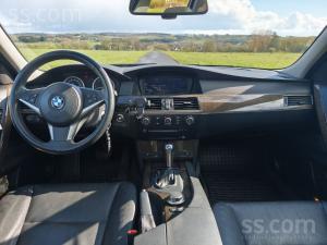 Grey BMW 525 2007 in Riga, with an engine capacity of 2.50 L and mileage of 309 thousand km for 3690 €, photo 9 on AUTOMOTO.COM.LV