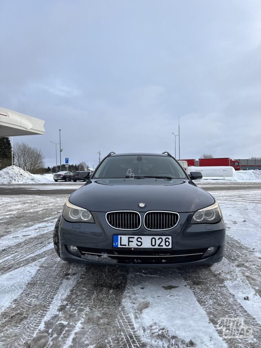 Grey BMW 525 2008 in Klaipeda, with an engine capacity of 3.00 L and mileage of 440 thousand km for 3500 €, photo 3 on AUTOMOTO.COM.LV